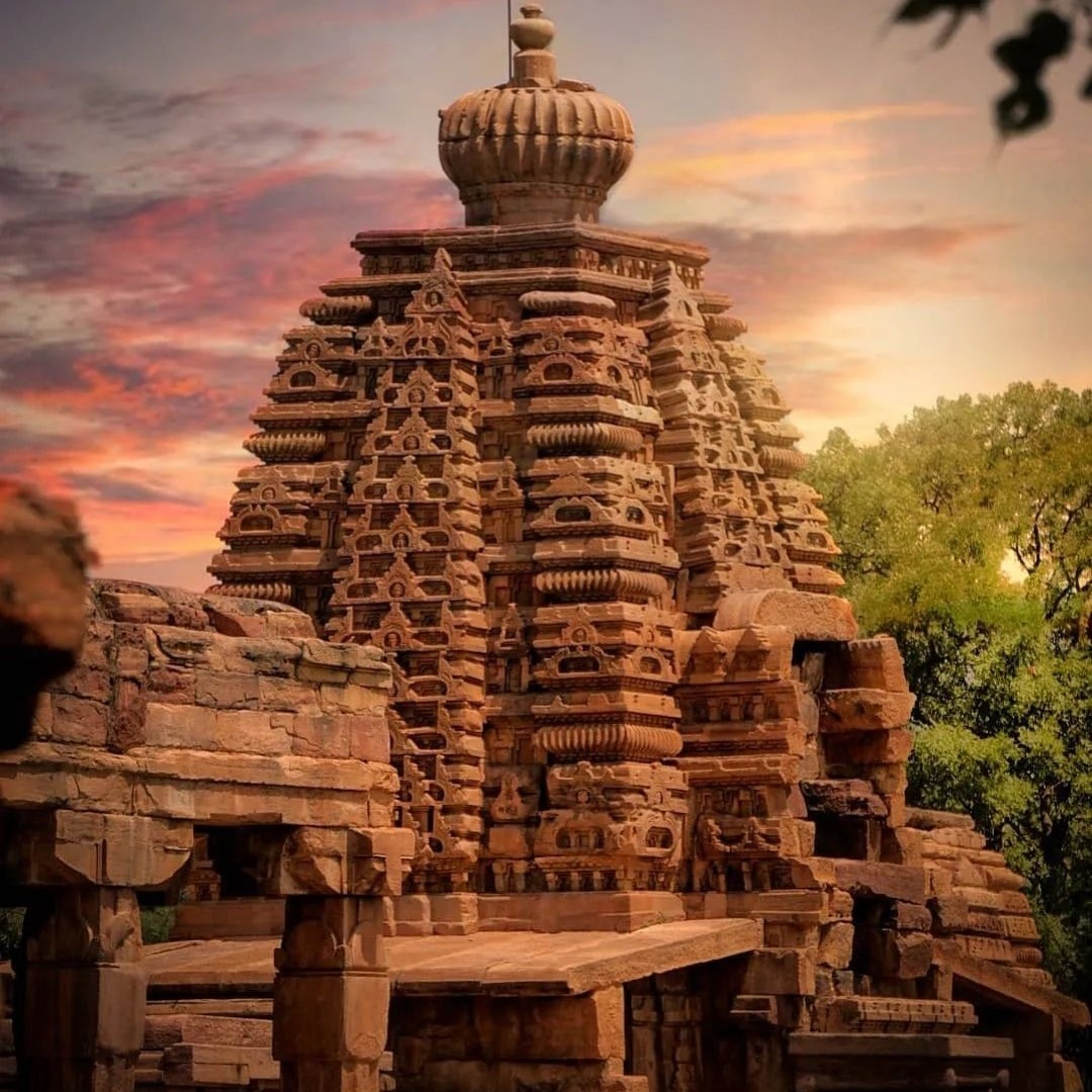 Guide to historic hub of divinity & architecture – The Pattadakal ...